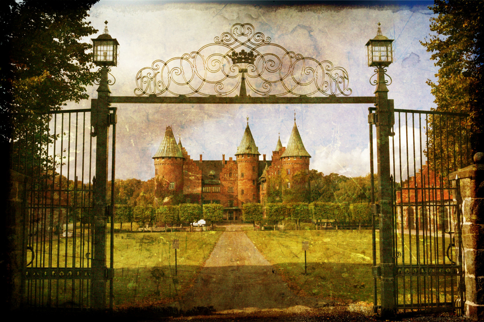 Wallpaper : window, building, grass, sky, wall, castle, history ...