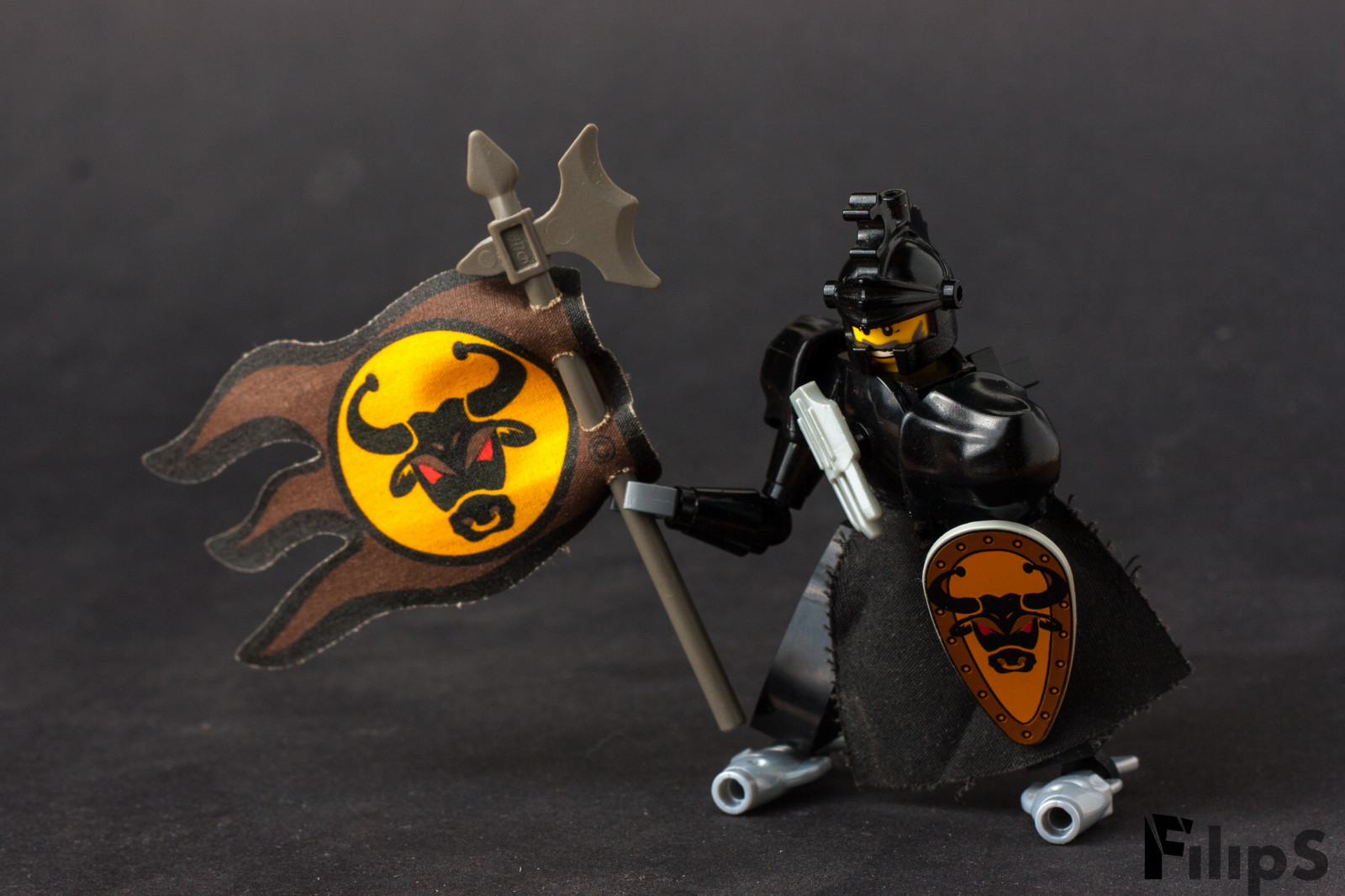 Wallpaper : castle, dark, iron, LEGO, bricks, Bull, figure, warrior ...