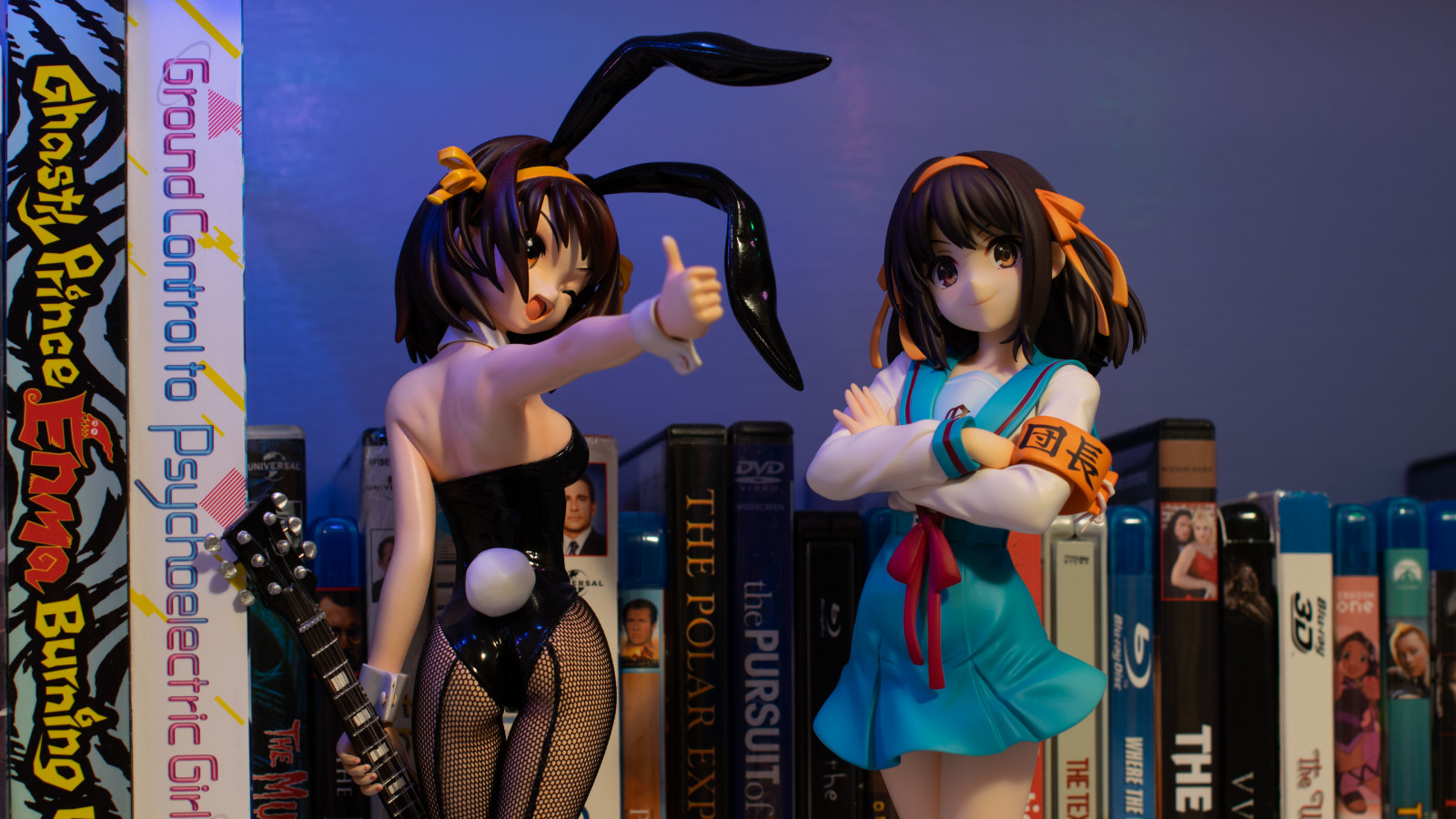 Wallpaper Angka Angka Suzumiya Haruhi Bunny Girl Gitar Busur Rambut Seragam Sekolah