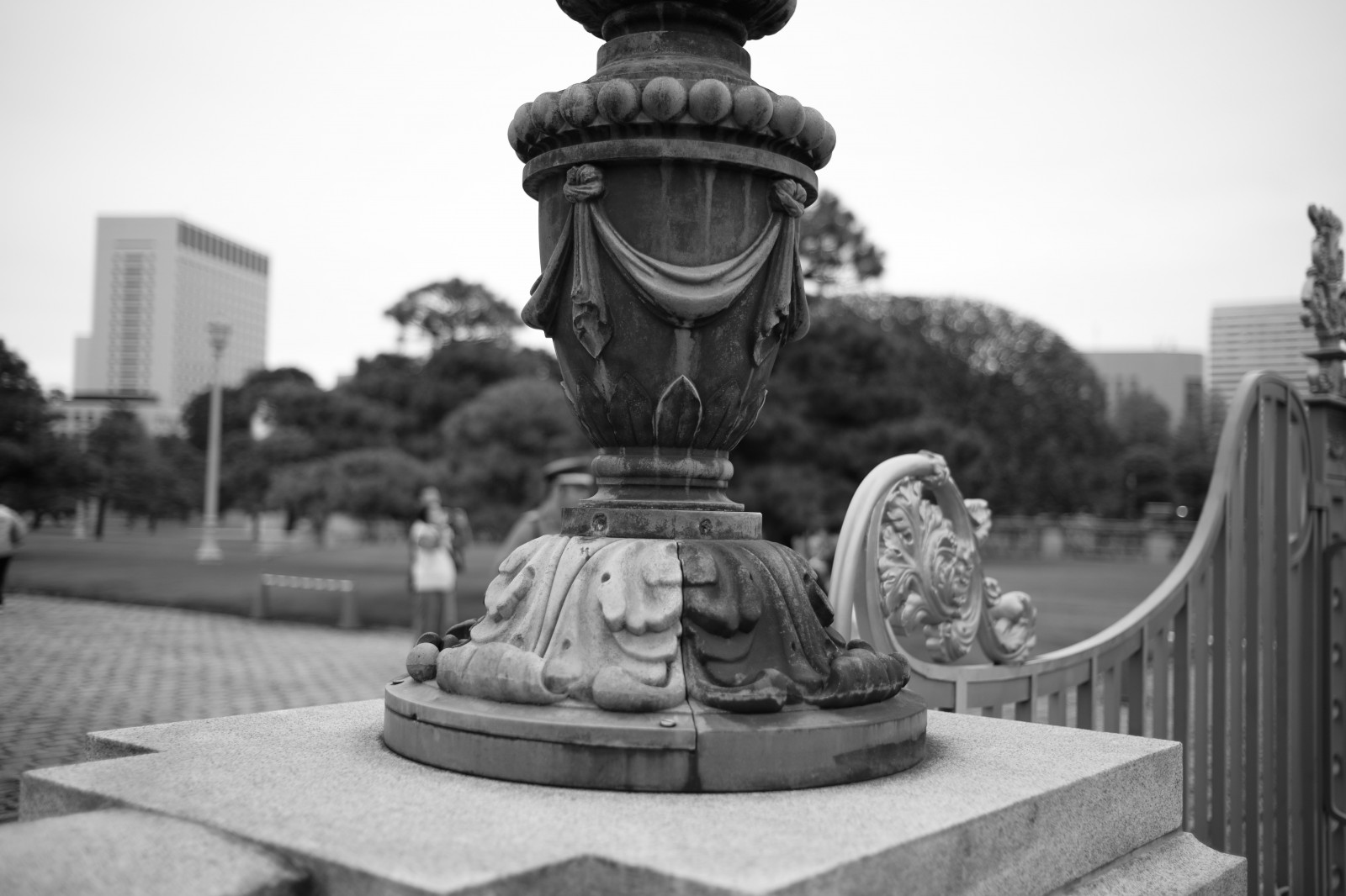 Papel De Parede Templo Monocromático Escultura Estátua Leica