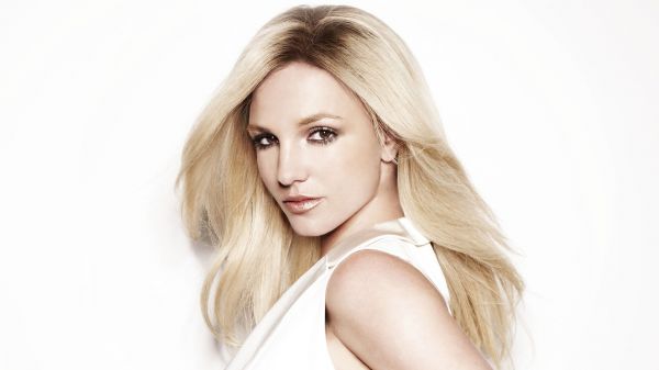 Wallpaper Face Model Blonde Long Hair Bangs Nose Skin Britney