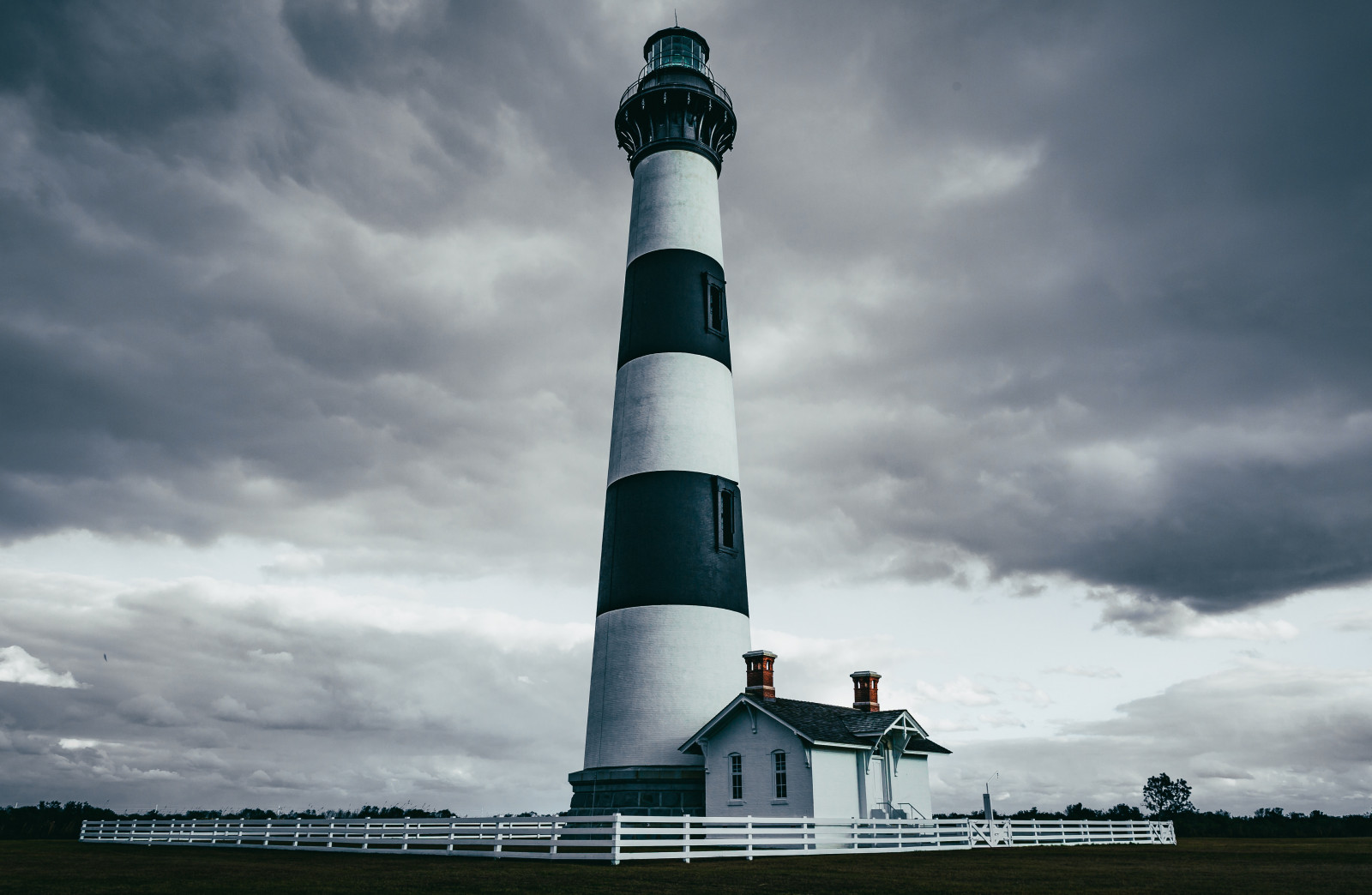 Wallpaper : lighthouse, building, sky, fence 5533x3613 - wallbase ...