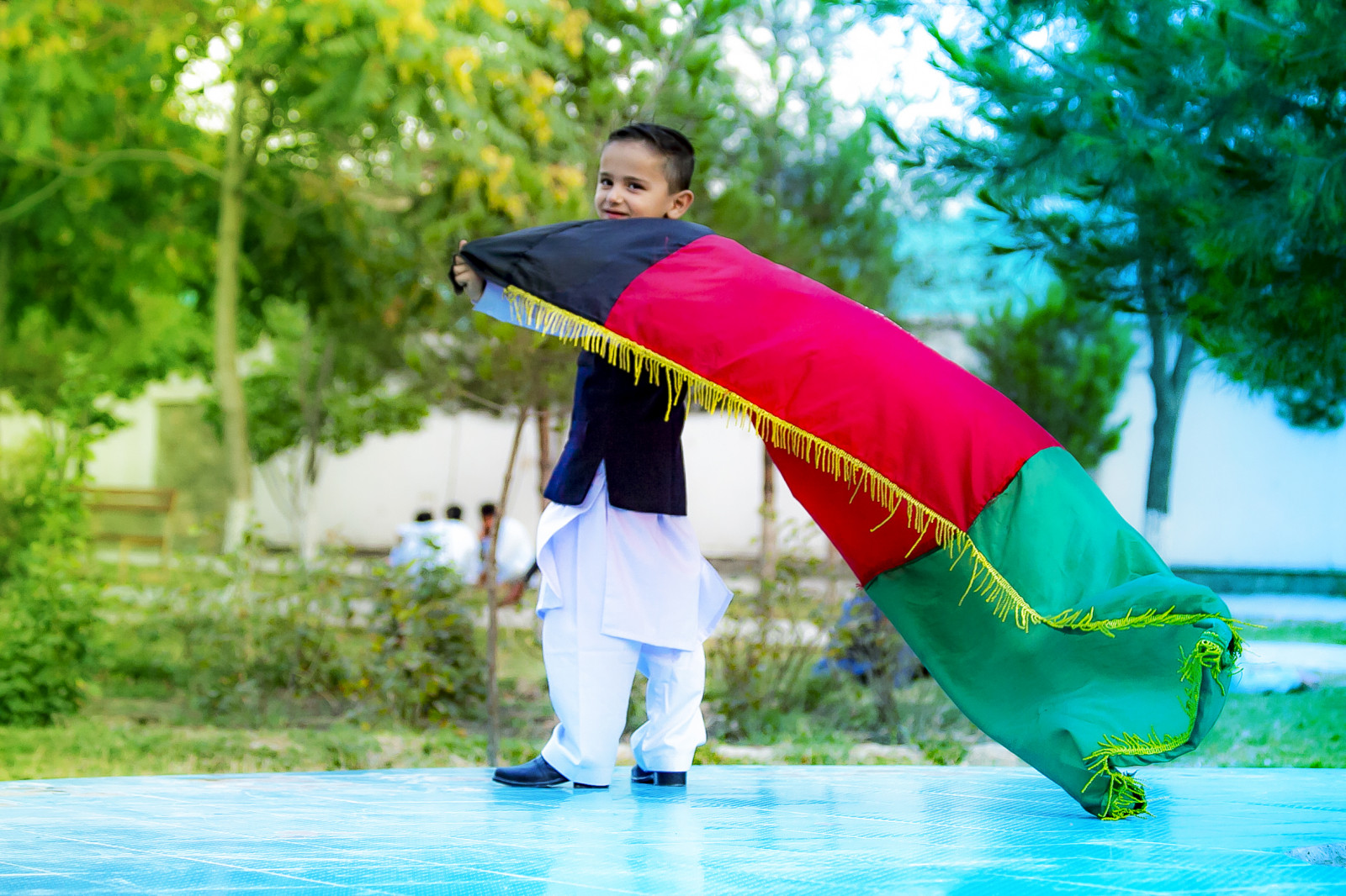 Wallpaper : Smart People, fashion photography, Best Friend, thinking ...