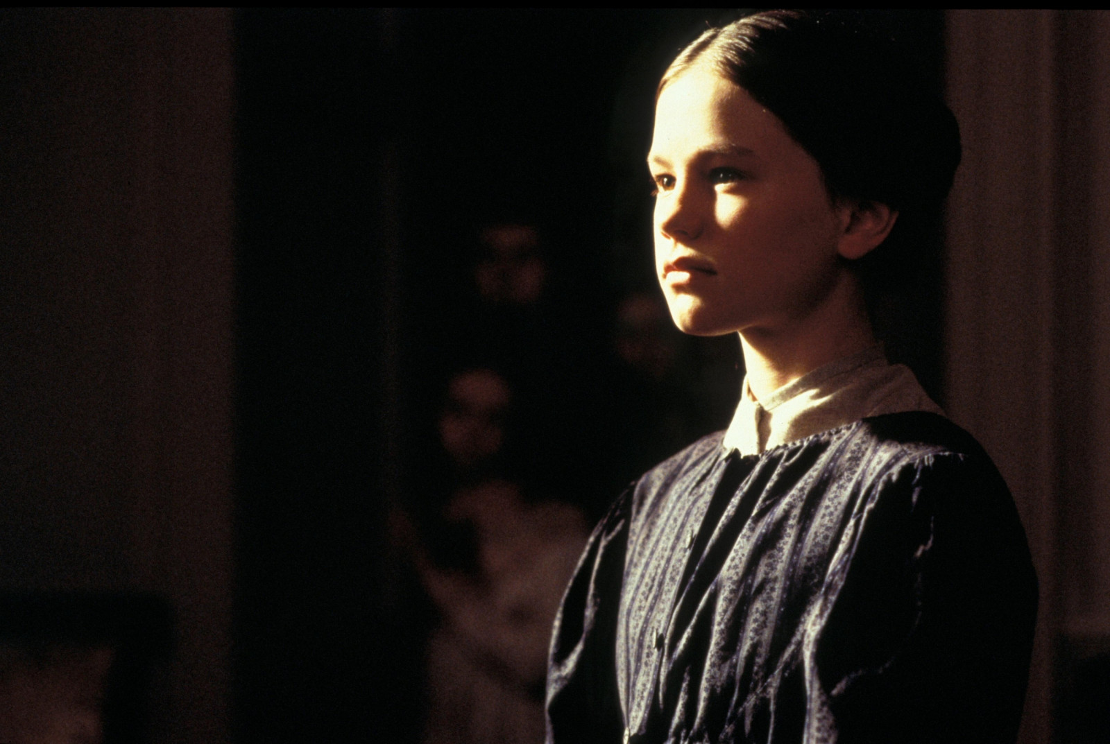 Wallpaper : fashion, Anna Paquin, 1996, darkness, jane eyre 2500x1677 ...