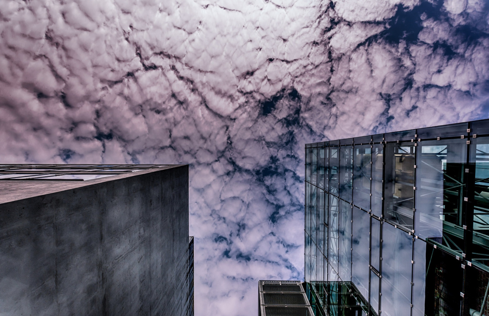 Wallpaper : worm's eye view, sky, building, Low Angle, clouds 2047x1323 ...