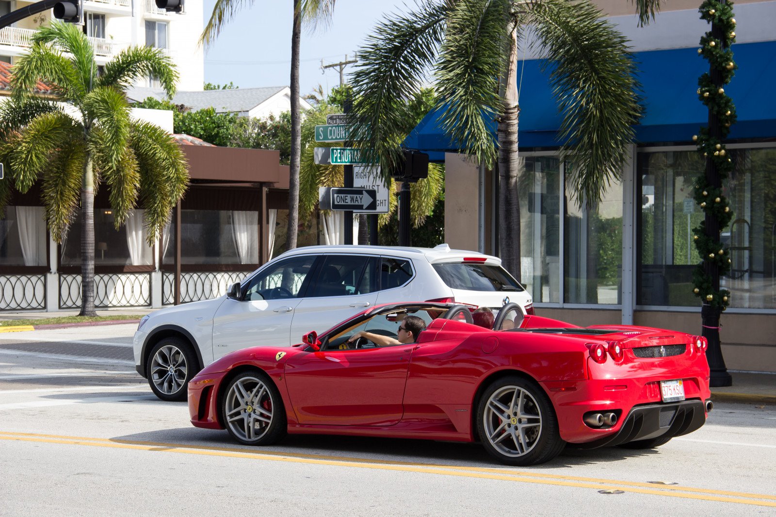 Obrázky na plochu : cars, brod, pláž, auto, mercedes, benz, pavúk ...