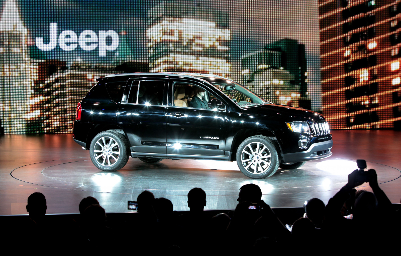 Wallpaper : Audi, 2015, Jeep, netcarshow, netcar, car images, car photo ...