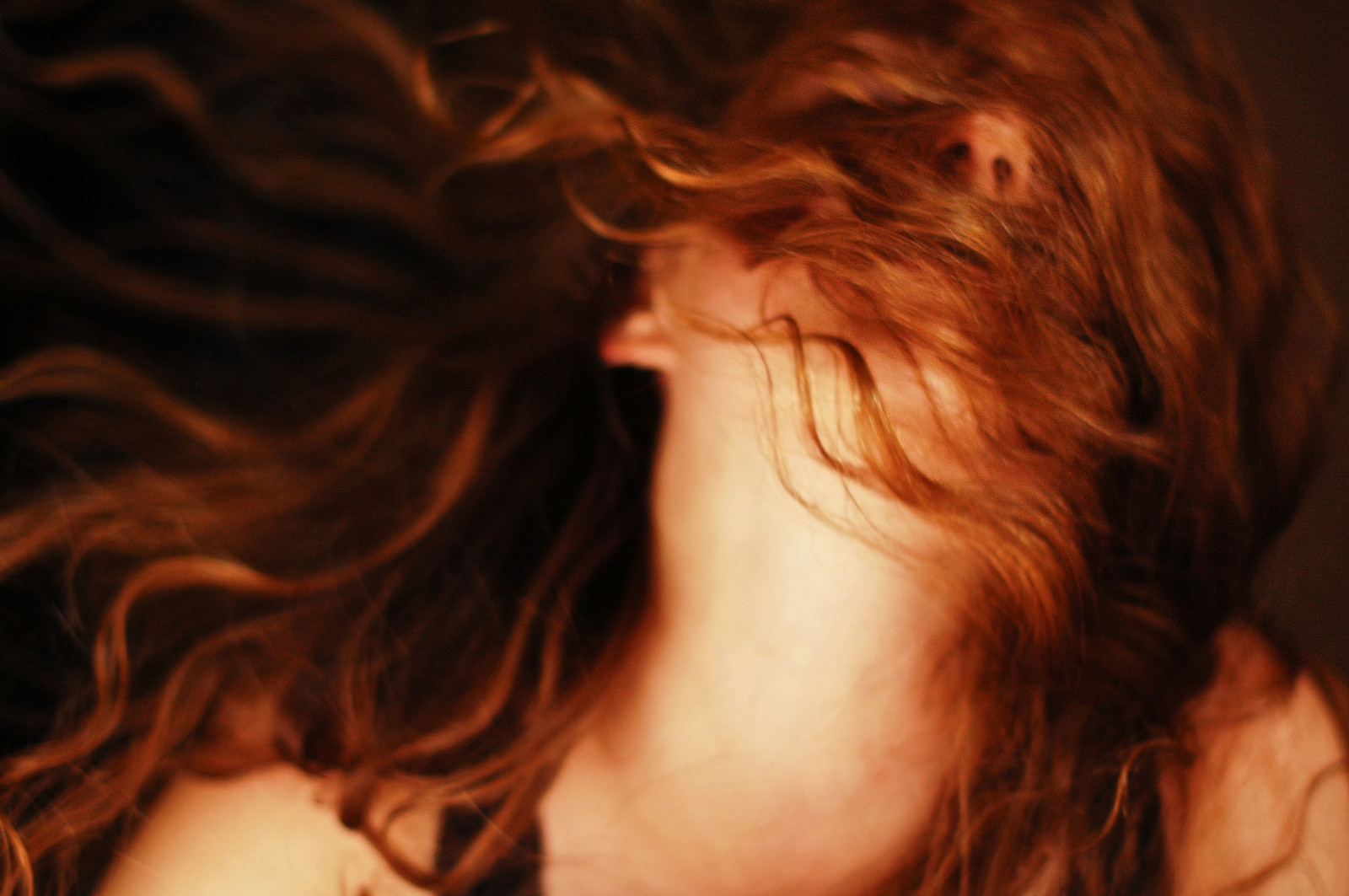 Wallpaper Face Sunlight Long Hair Wind Nikon Nose Covered Girl