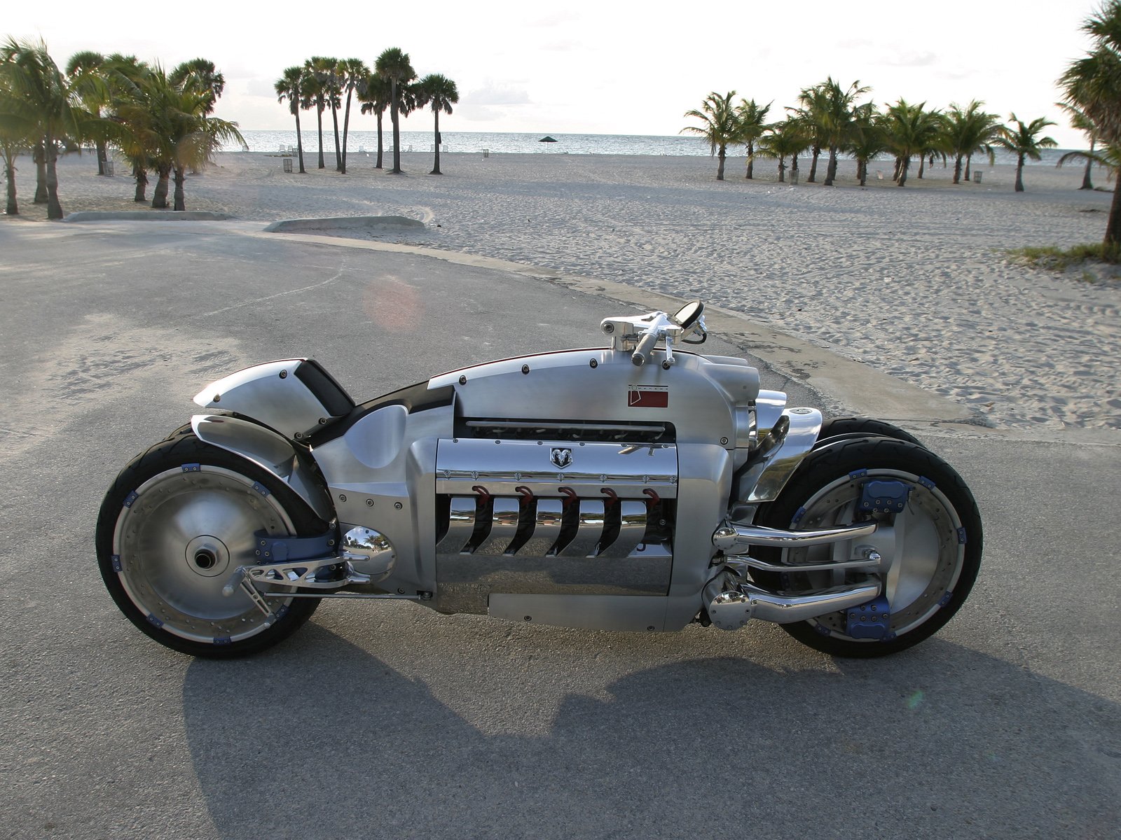 Fondos de pantalla : Dodge Tomahawk, motocicleta, extremo ...