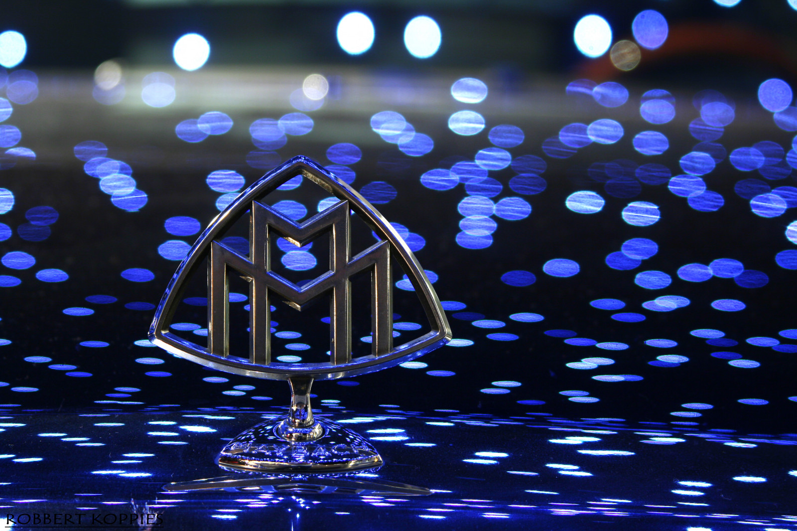 Maybach Logo Wallpaper