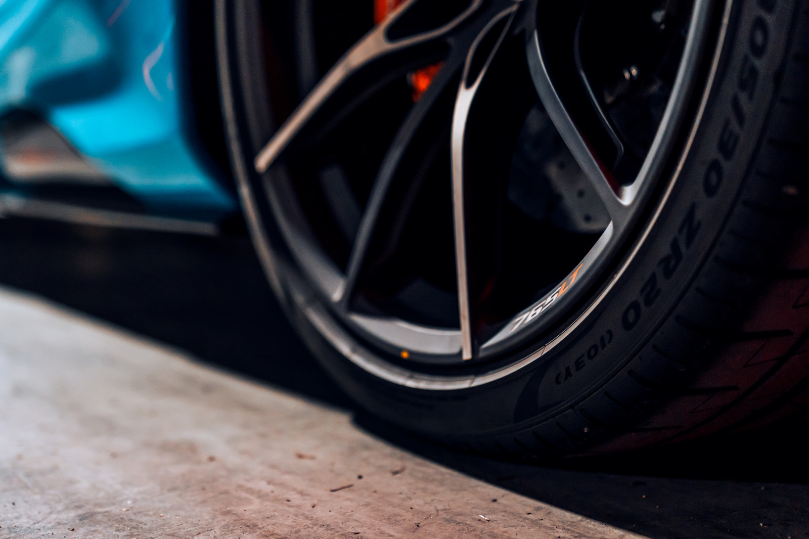 Wallpaper : car, McLaren, wheels 6000x4000 - jantemo - 2199289 - HD ...