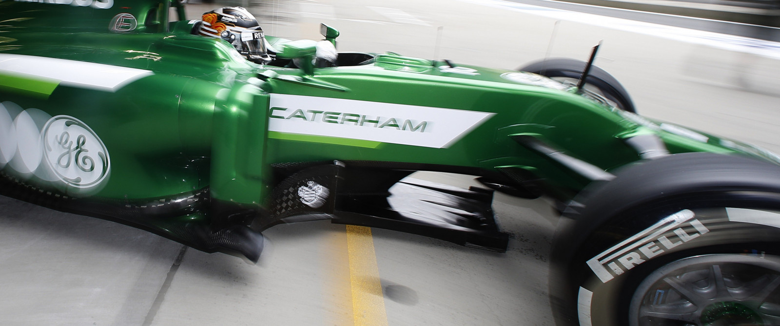 Wallpaper : Formula 1, sports car, engine, supercar, land vehicle, race ...