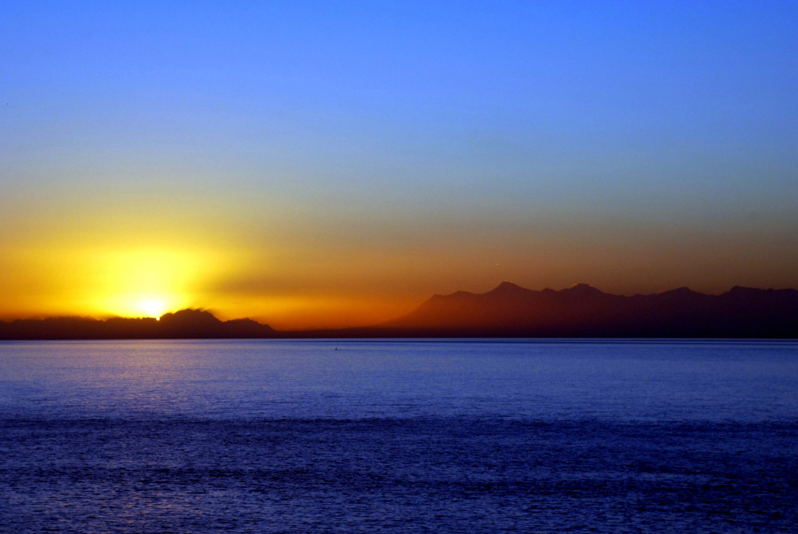 Wallpaper : sunlight, sunset, sea, bay, sunrise, evening, coast ...