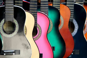 Obrázky na plochu : hudobný nástroj, hudba, reťazce, elektrická gitara ...