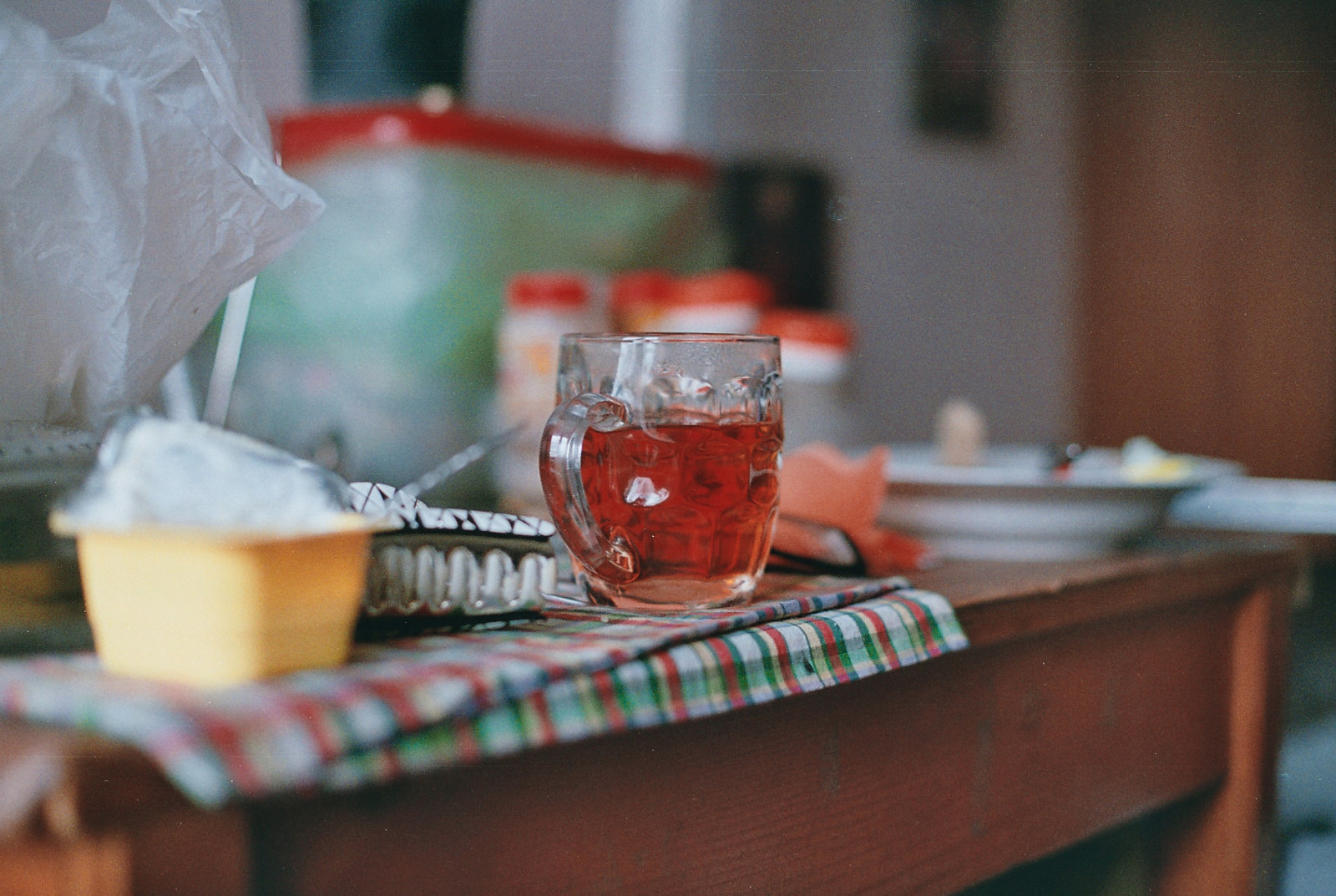 Wallpaper : film, tea, dorm, canonae1 1895x1272 - - 958632 - HD ...