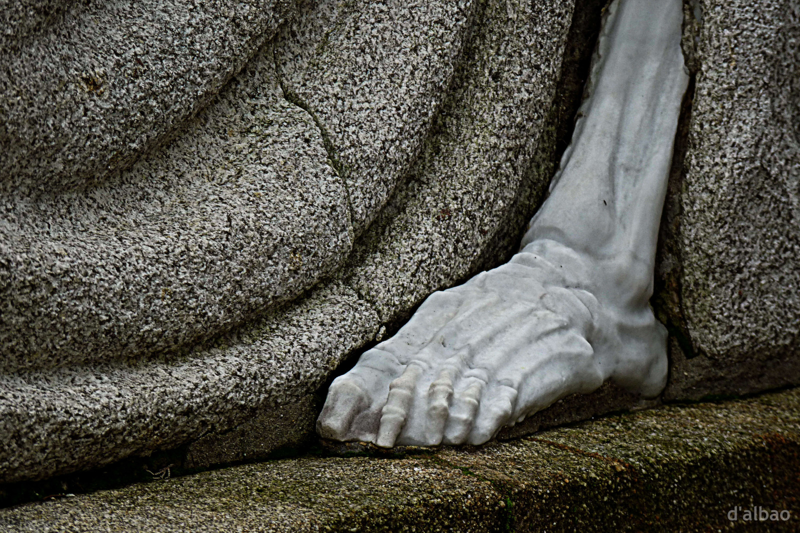 Wallpaper : stone carving, sculpture, statue, foot, leg, rock, hand ...