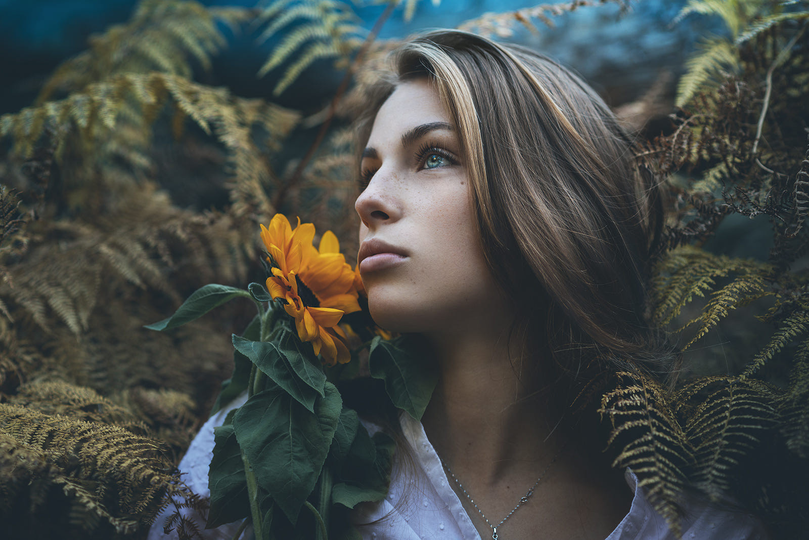 Wallpaper Brunette Women Outdoors Ferns Sunflowers Freckles