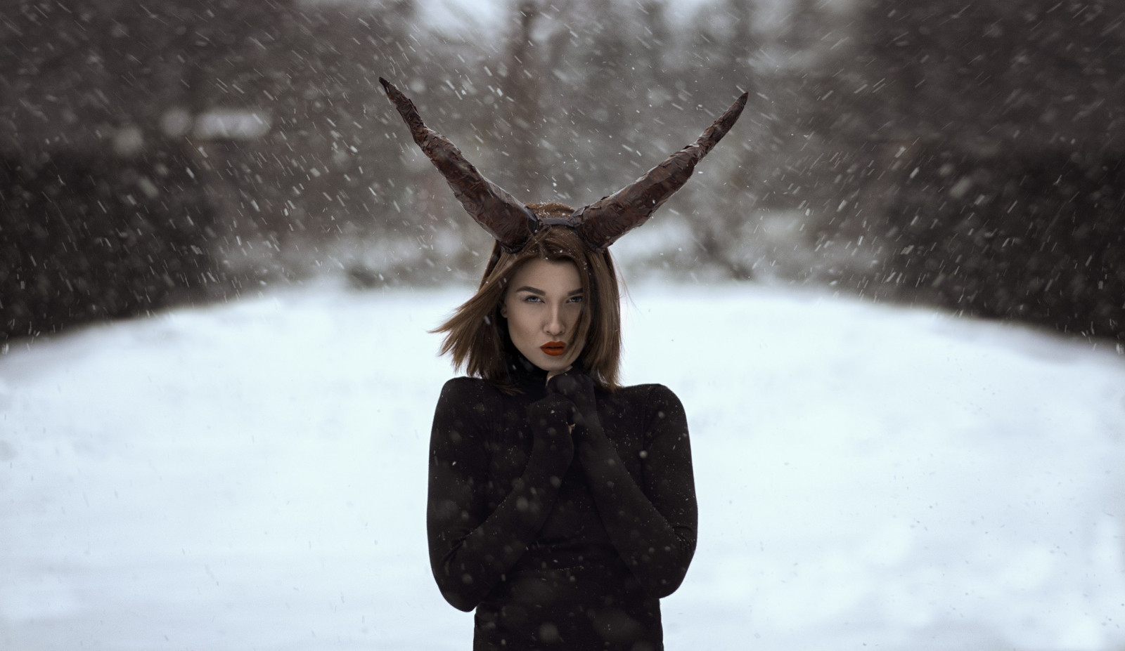 Wallpaper Women Outdoors Depth Of Field Blue Eyes Brunette Snow