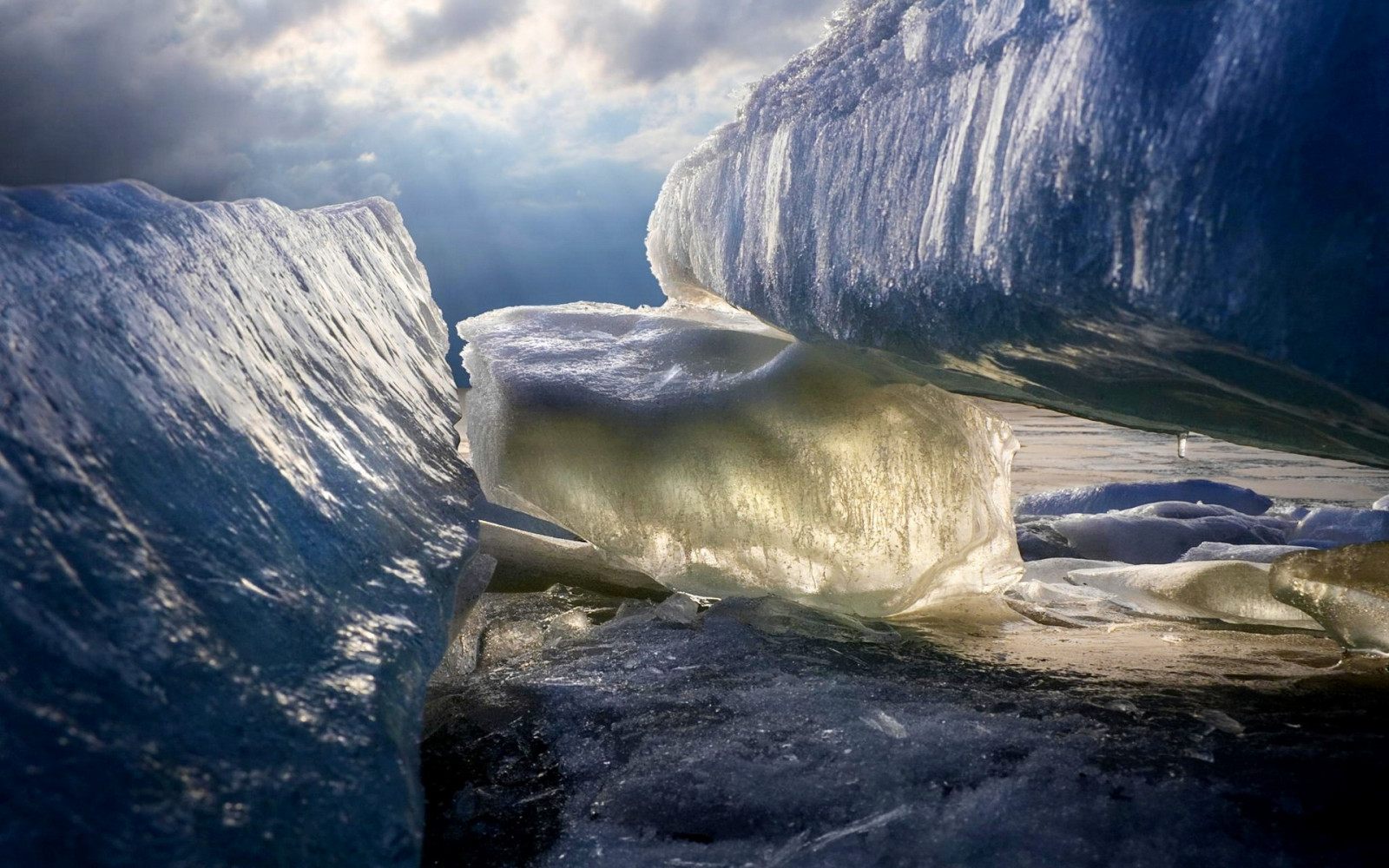 Wallpaper : sunlight, landscape, water, rock, nature, reflection ...