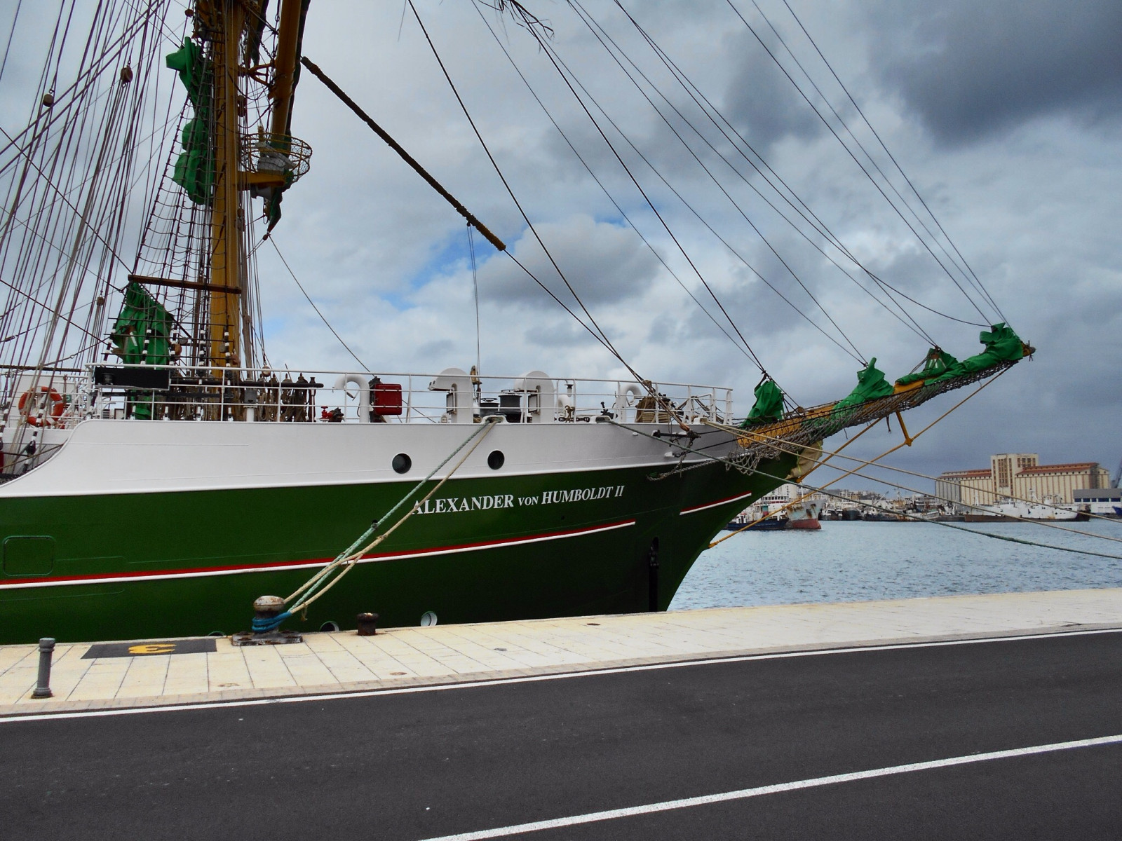 Wallpaper : boat, sailing ship, harbor, Nikon, Brigantine, sailboat ...