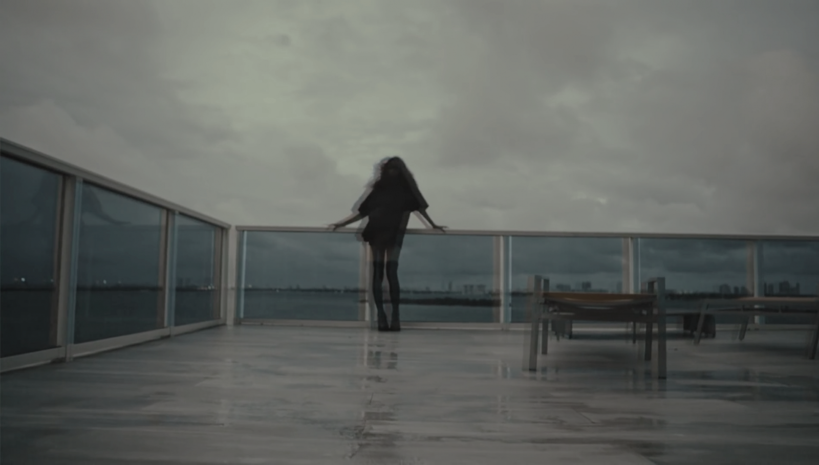 Wallpaper : dark, reflection, glitch art, weather, photograph, image ...