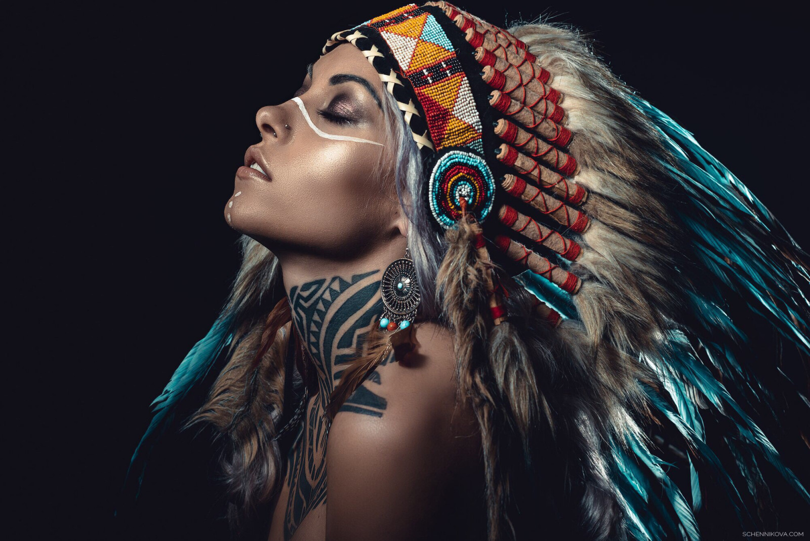 Wallpaper Feathers Women Model Face Simple Background Closed
