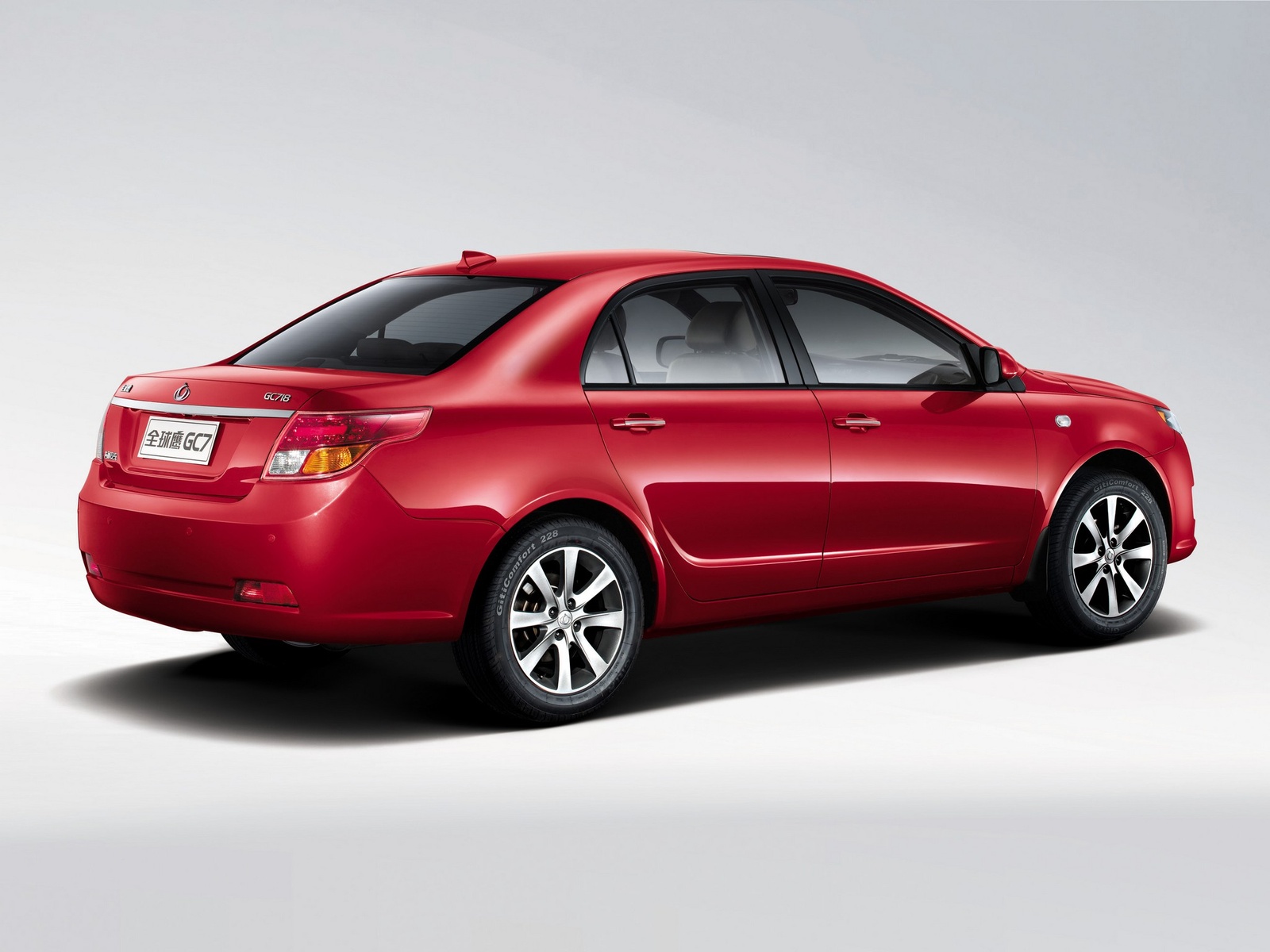 wallpaper-sedan-netcarshow-netcar-car-images-car-photo-2011