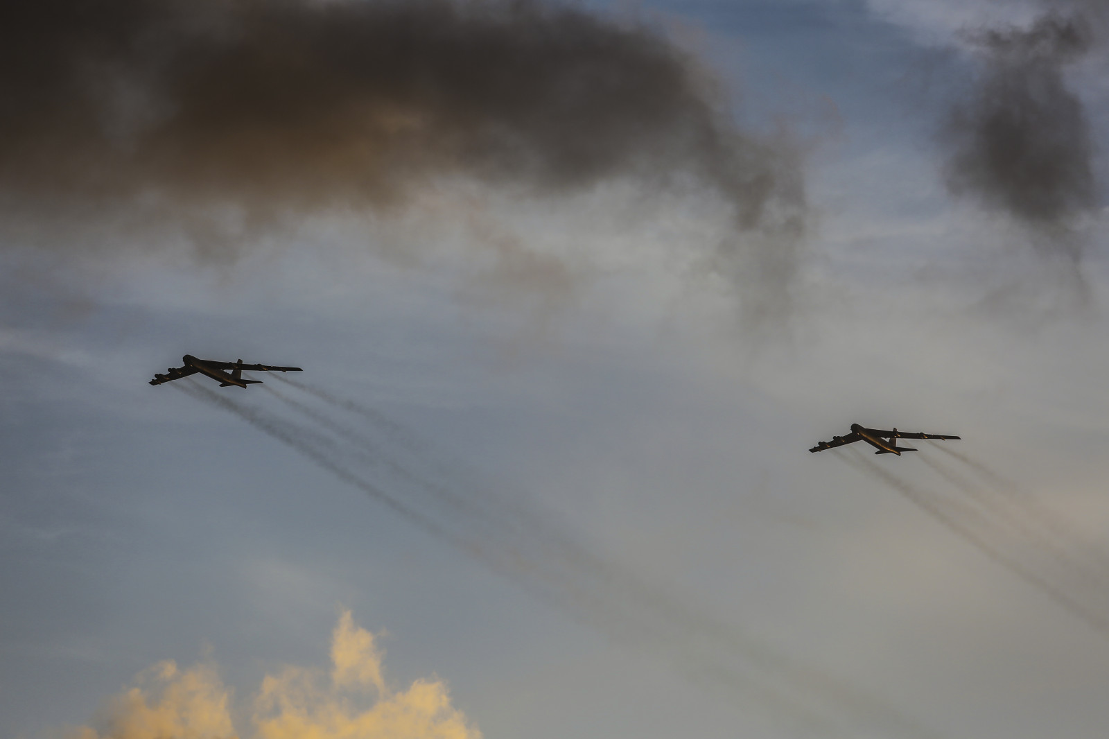 Wallpaper : evening, war, action, aircraft, aviation, jets, planes ...