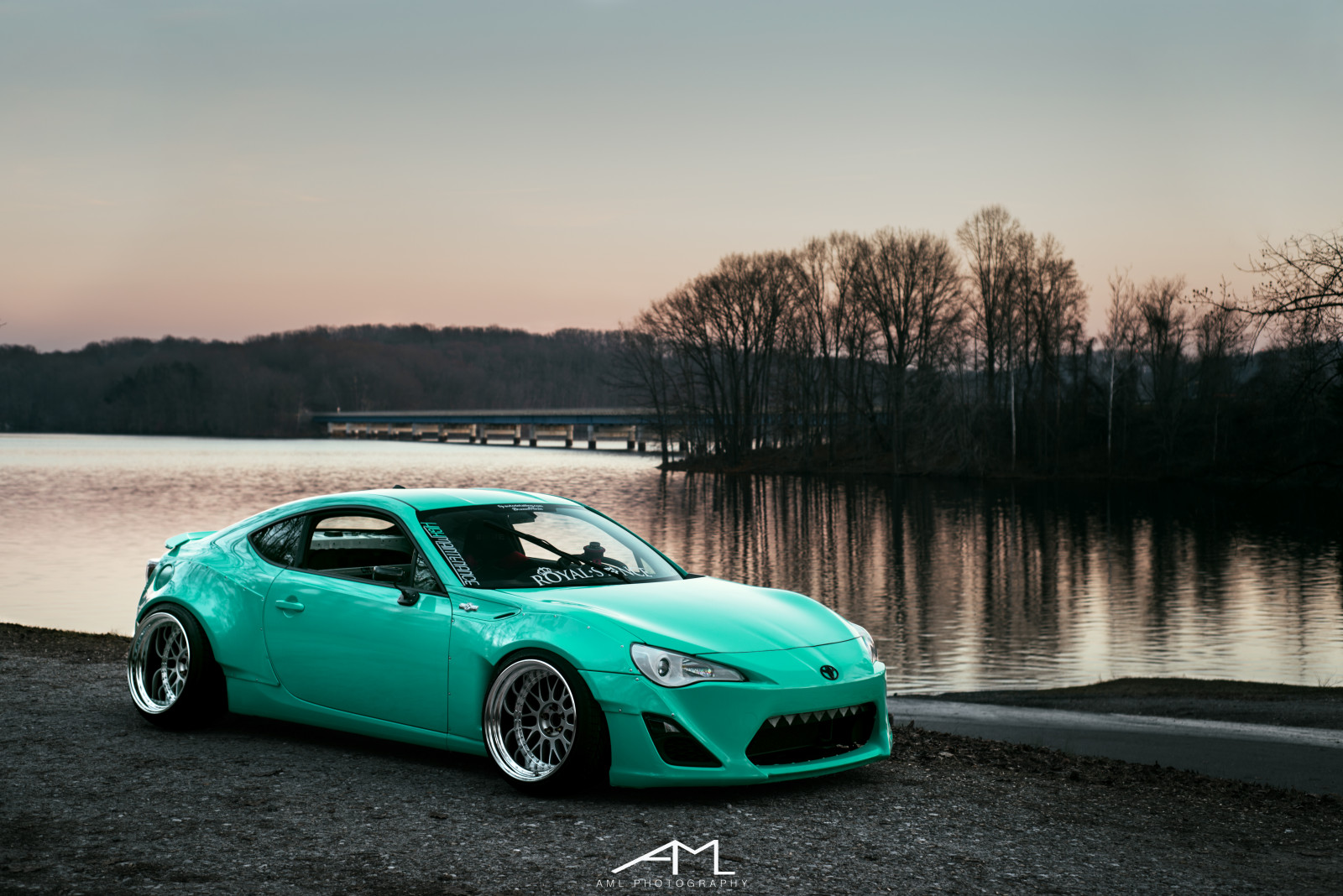 Wallpaper : land vehicle, blue, motor vehicle, automotive design ...