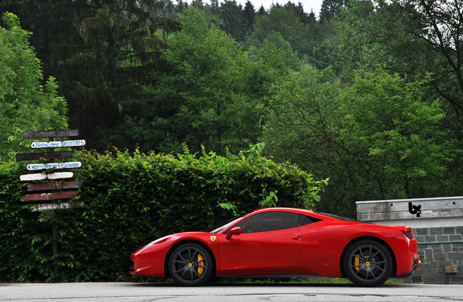 Fondos de pantalla : rojo, vehículo, fotografía, perfil, mundo, Nikon ...