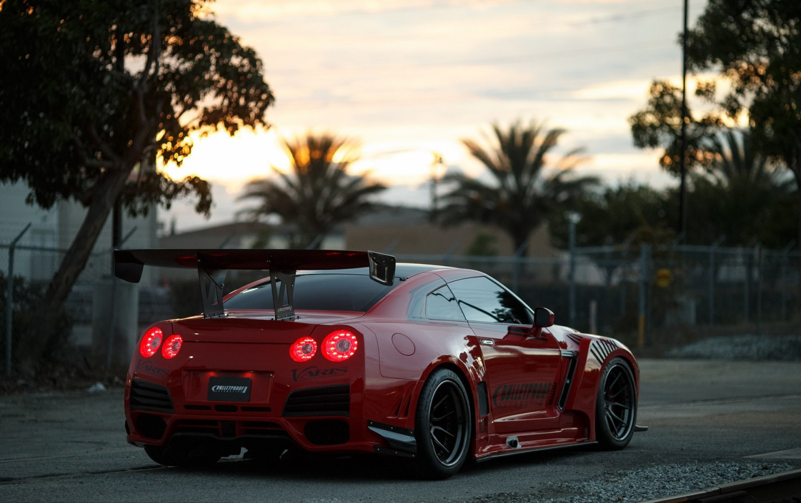 Wallpaper : 1920x1207 px, Nissan GT R, mobil balap, mobil merah, jalan ...