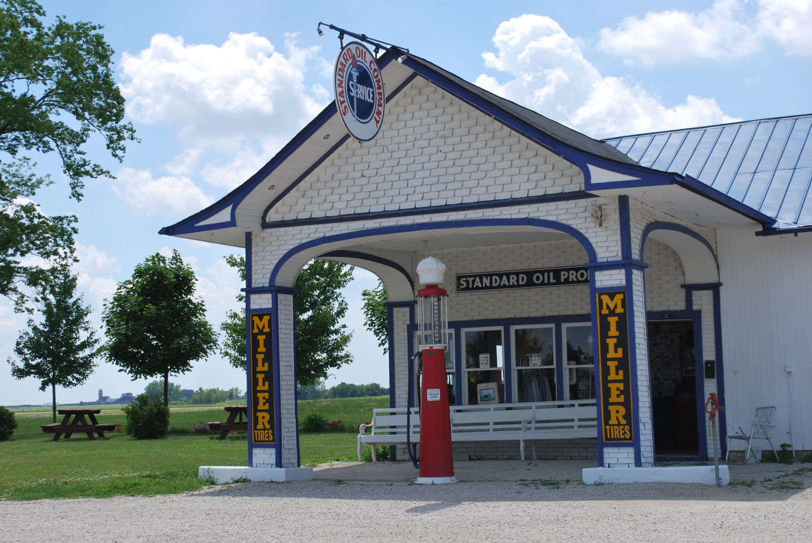 Wallpaper : building, route, gas, station, home, 66, il, facade ...