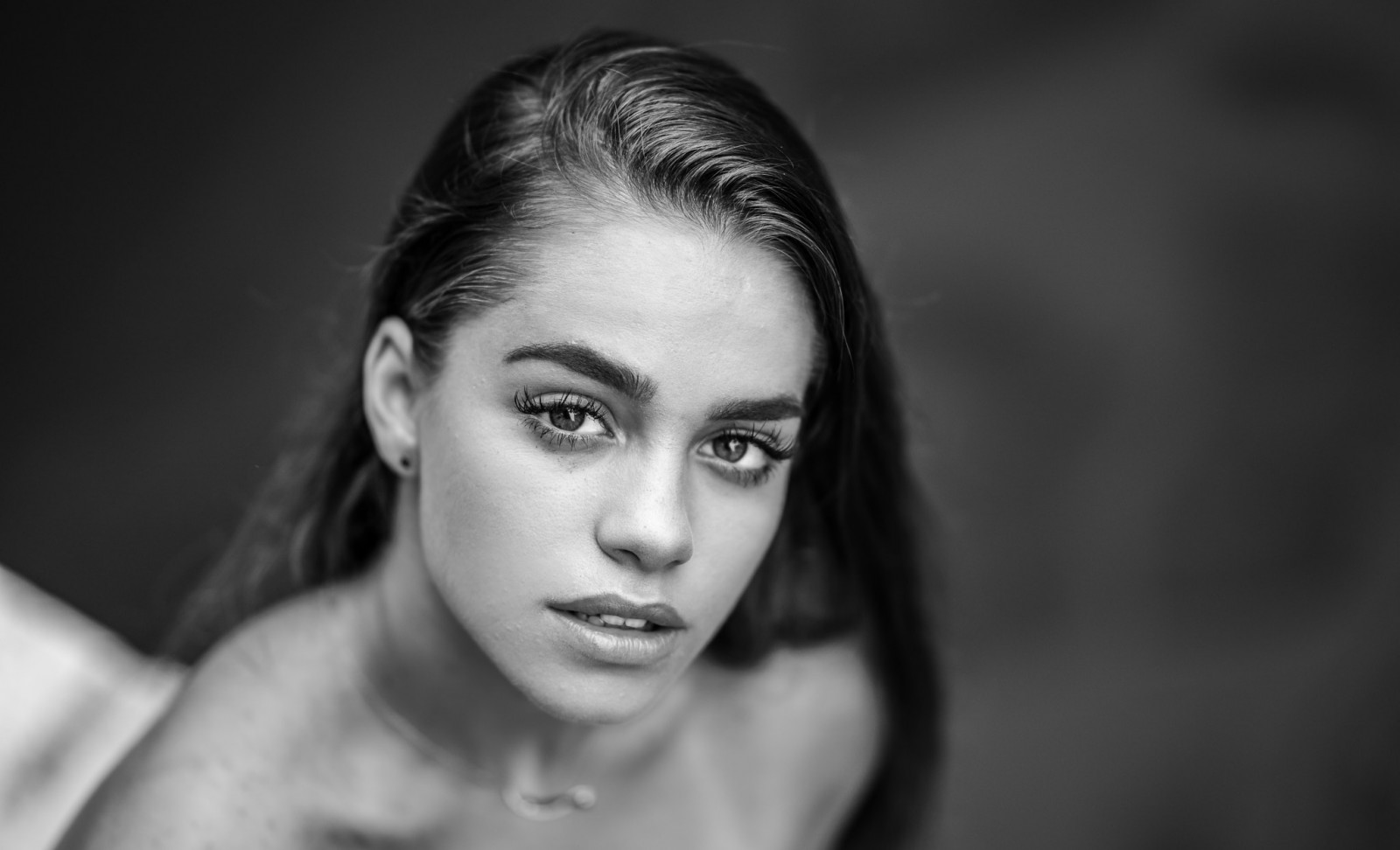 デスクトップ壁紙 : 女性, 面, モノクロ, ポートレート, Marco Squassina 2048x1245 - Size9 - 1451011 - デスクトップ壁紙 - WallHere