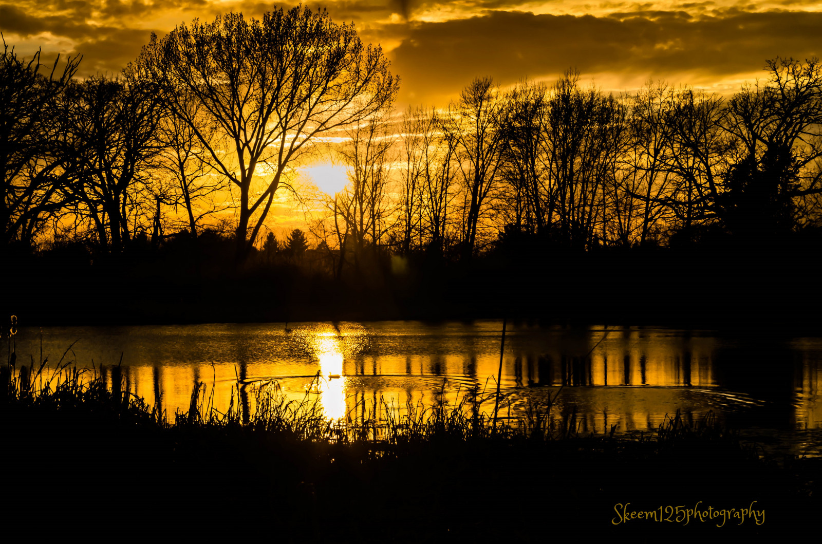 Obrázky na plochu : slnečnému žiareniu, západ slnka, jazero, príroda ...