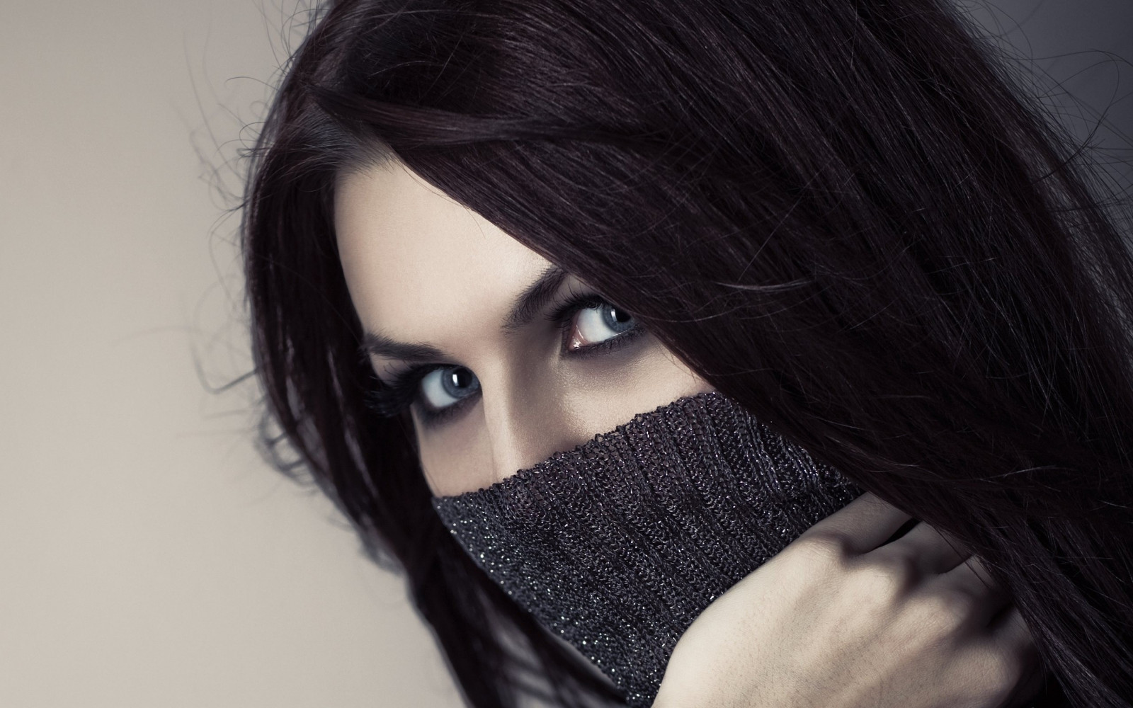 Wallpaper Brunette Face Girl Look 2560x1600 Coolwallpapers