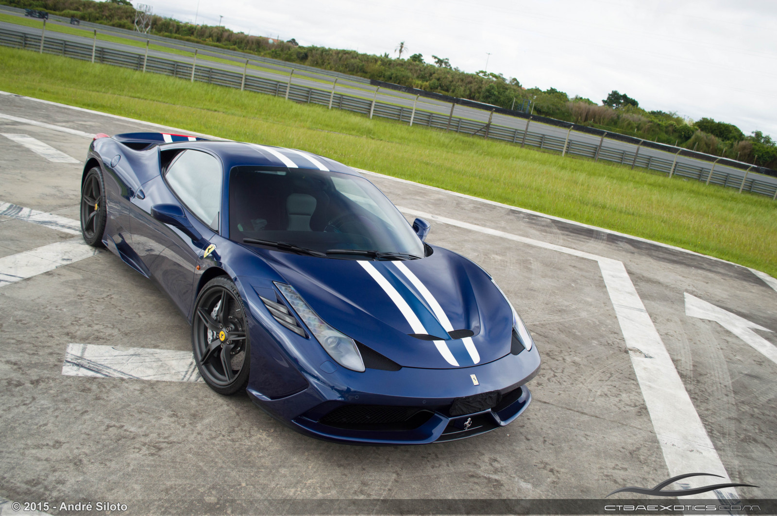 Blue Ferrari 458 Speciale
