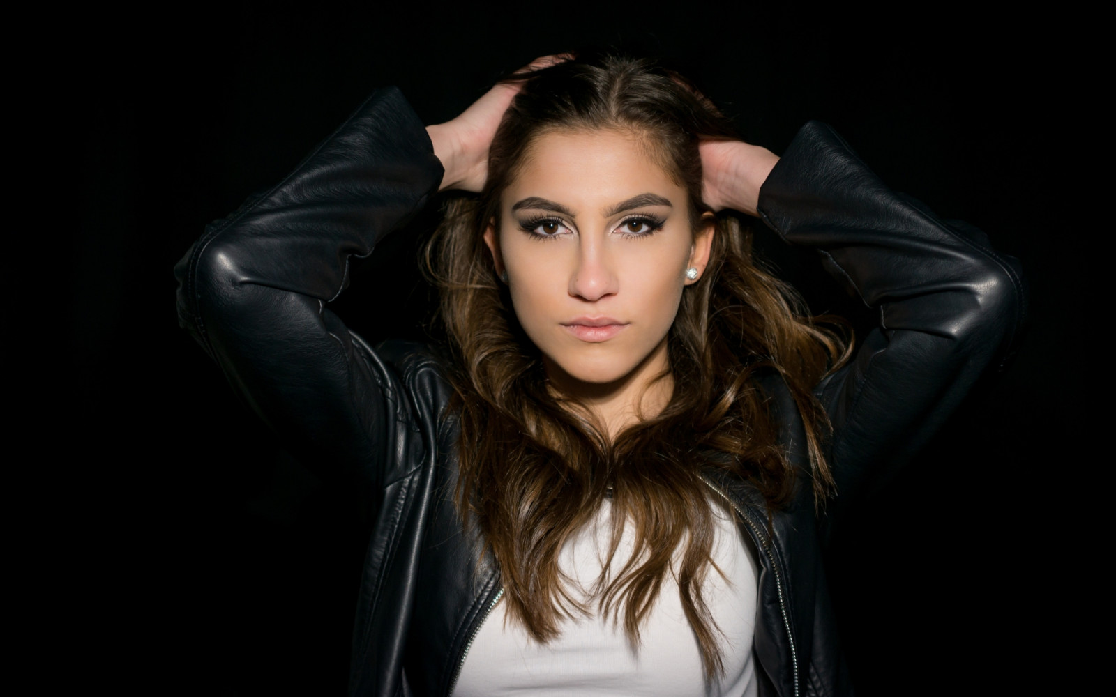 Wallpaper Women Brunette Brown Eyes Leather Jackets White Shirt