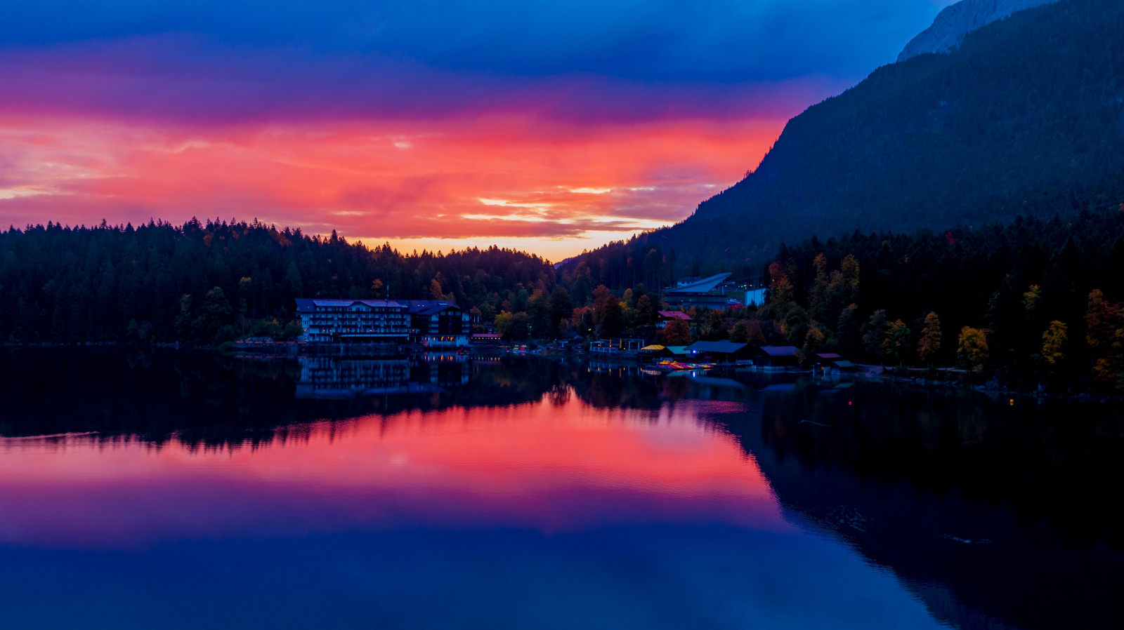 Wallpaper : Bavaria, Germany, sunset, lake, buildings 5087x2858 ...