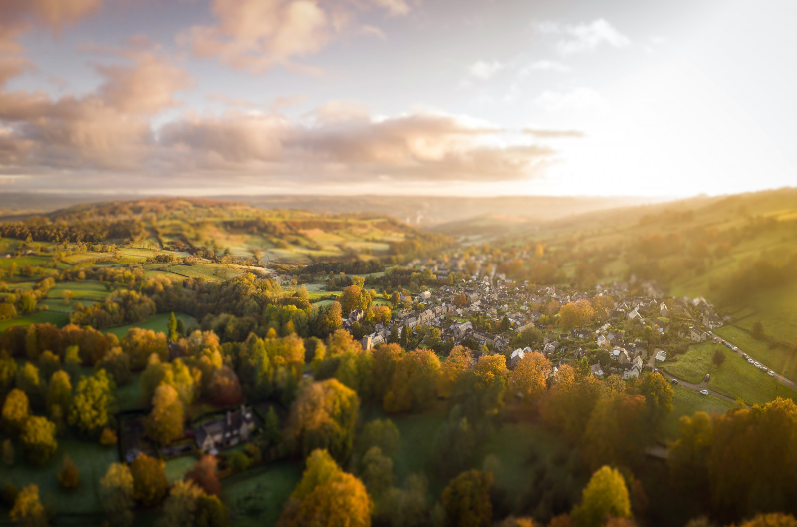 Obrázky na plochu : krajina, Anglicko, neba, slnečnému žiareniu, tilt ...