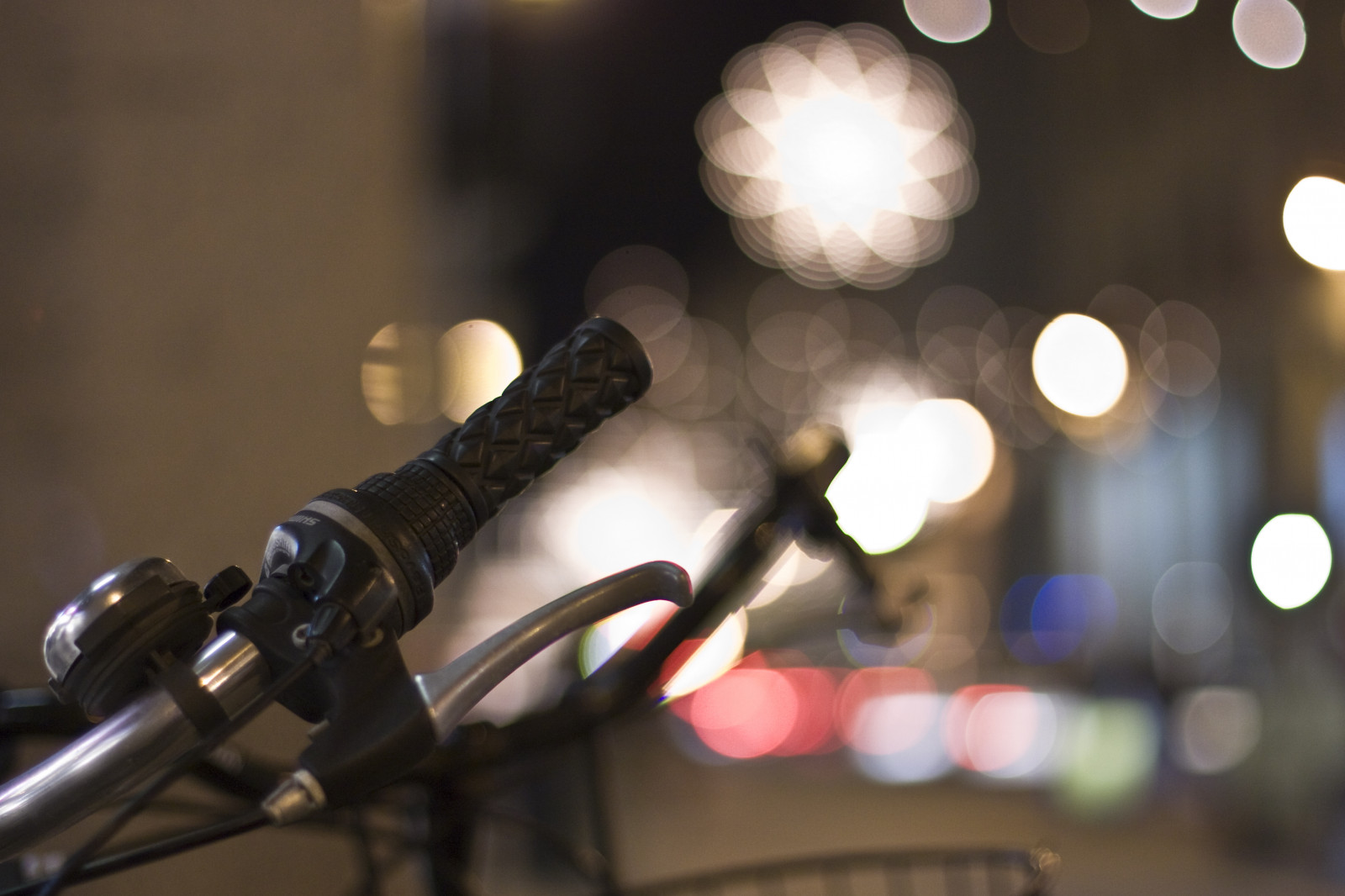 Wallpaper : Christmas, Canon, lights, december, dof, bokeh, cycle, bici ...